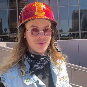 NKA - Andy Anderson 29 Stair Handrail - Field Report - Mini Logo ...